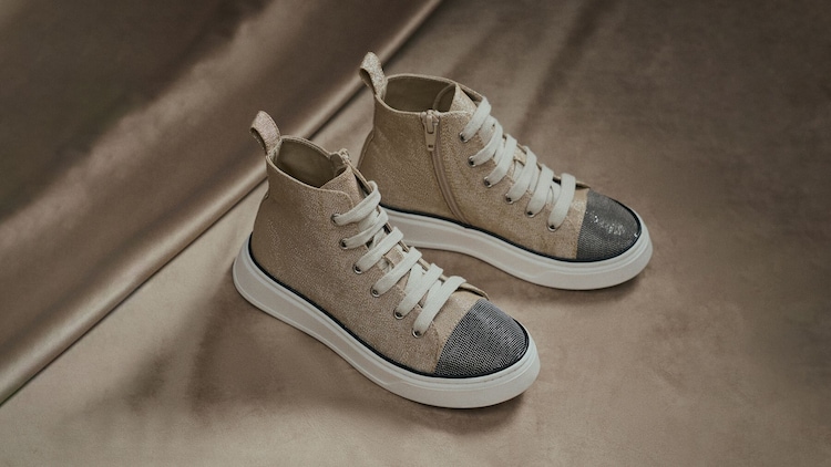 Size guide chart for clothes and shoes | Brunello Cucinelli