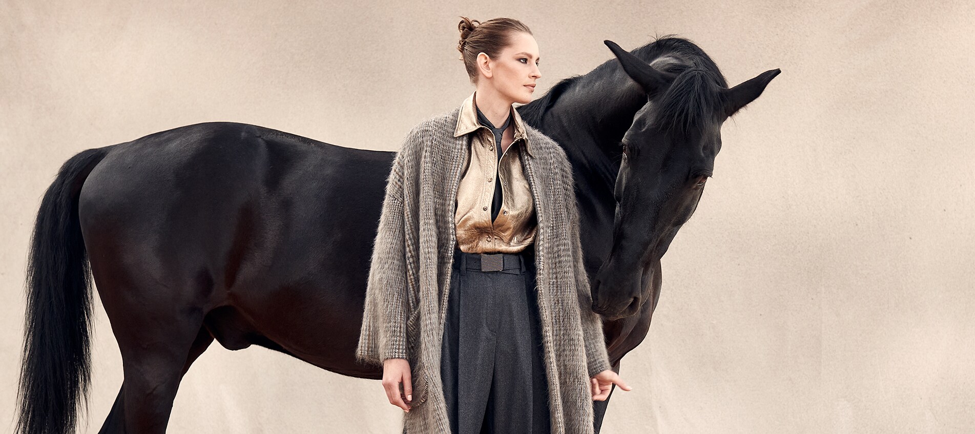 Brunello Cucinelli: Official boutique for woman, man and kids